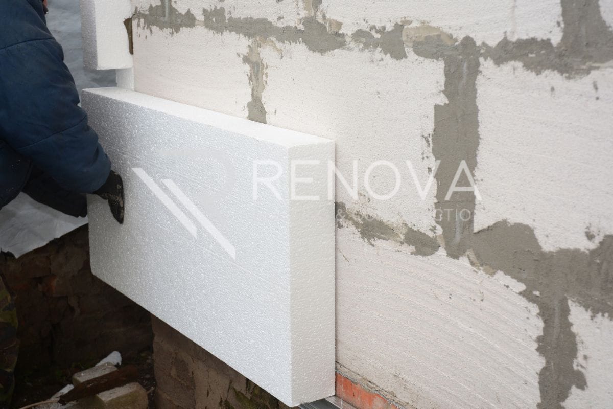 Best Attic Insulation Options For Hot Climates