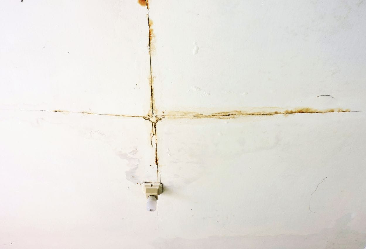The Dangers Of A Sagging Roof And How To Address It